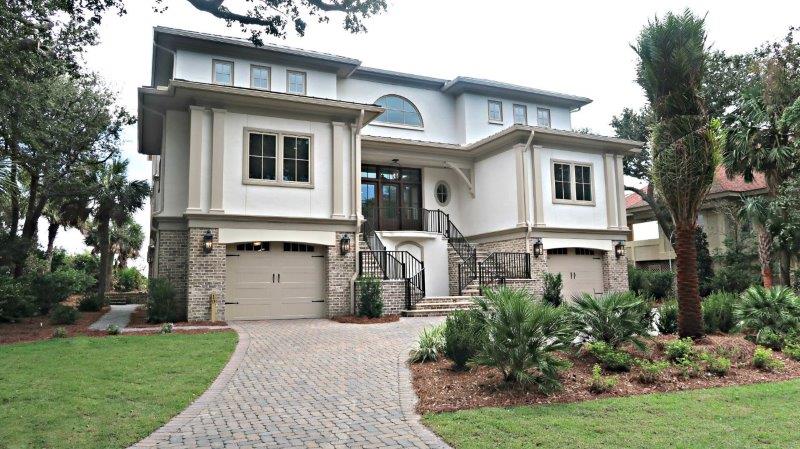 10 Long Boat - H2 Builders. Custom Home Builder, Hilton Head Luxury Homes